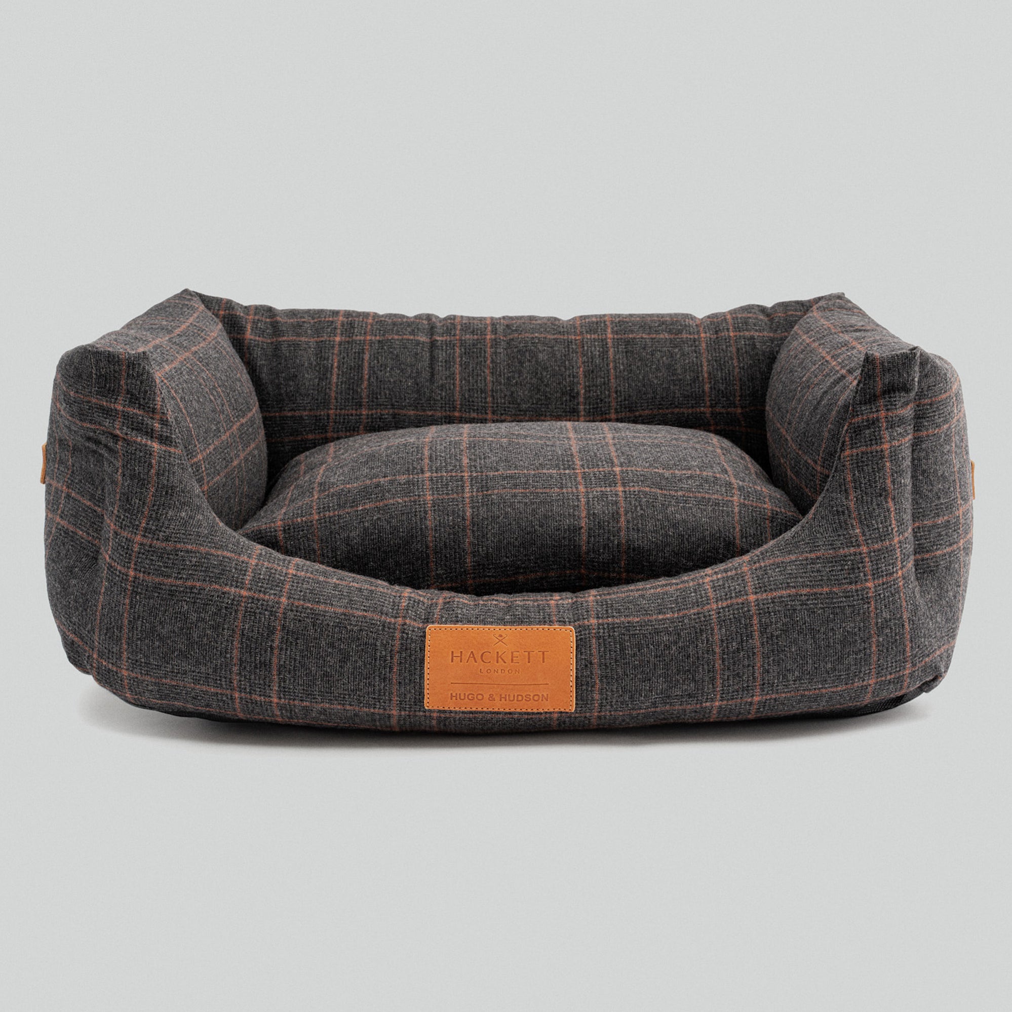 Luxury Boxy Dog Beds | Designer Boxy Dog Beds | Mutts & Hounds
